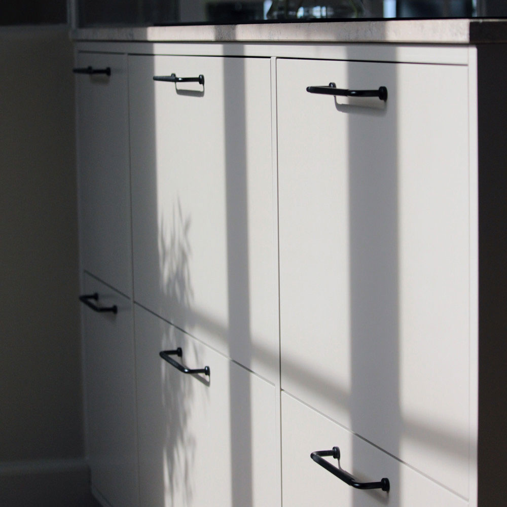 Greb Lounge - 160mm - Sort/Sort Læder | Greb | Beslagonline.dk